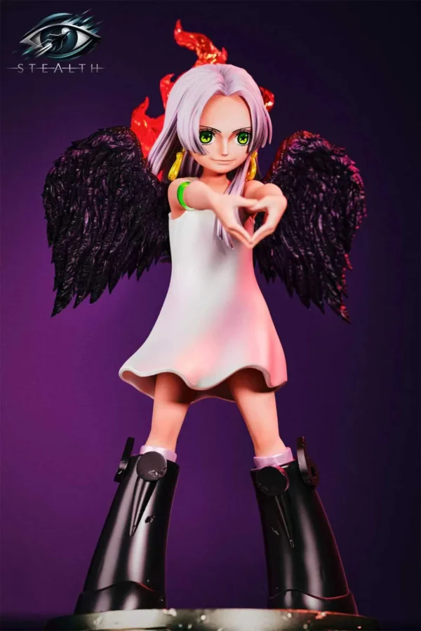ONE PIECE – Seraphim Boa Hancock Statue LED Light-Up Premium Diorama ...